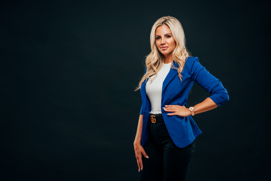Nicole Benoit 2019 – Josh Street Design & Photography